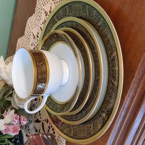 Rosenthal | Dining | Rosenthal Gold Encrusted Black Dynasty Pattern ...